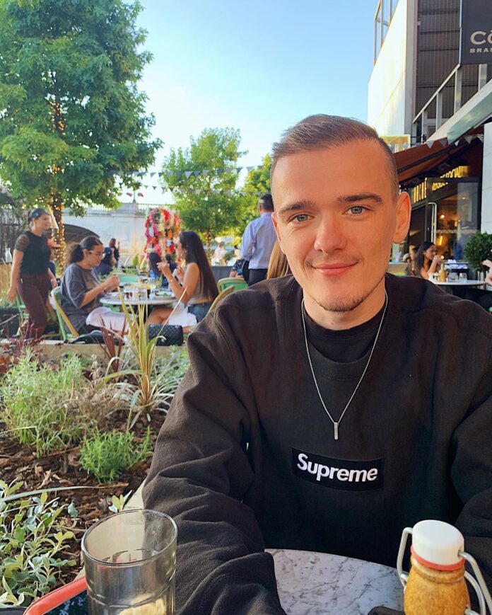 George Sampson Bio, Net Worth, Age, BGT, Girlfriend -megastarsbio.com